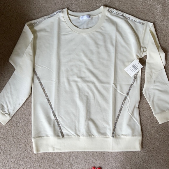 retrology | Sweaters | Retrology Decorative Sweater | Poshmark